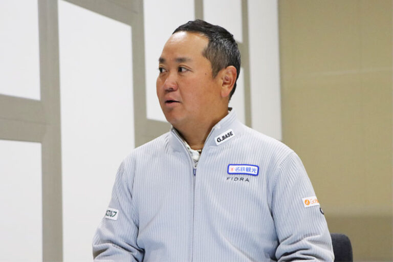 夢のゴルフ空間『G_BASE』って何？ 「秘密基地」を大公開！ | VIRTUAL GOLF FAIR :: ゴルフ用品界(GEW)